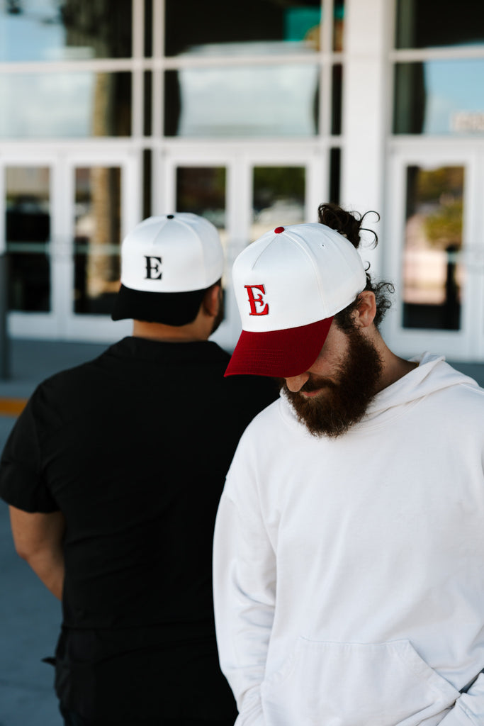 E Two-Tone Hat – COE22